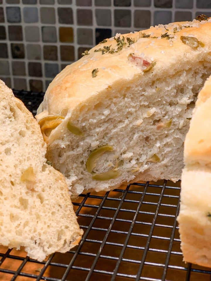 Skillet Garlic Olive Bread - Hot Rod's Recipes