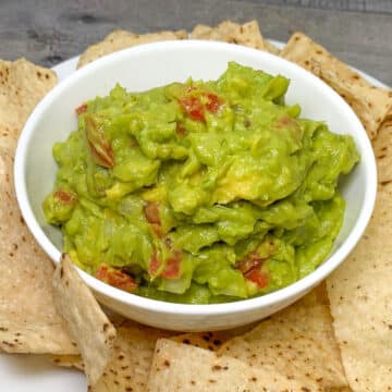Copycat Hard Rock Cafe Guacamole - Hot Rod's Recipes